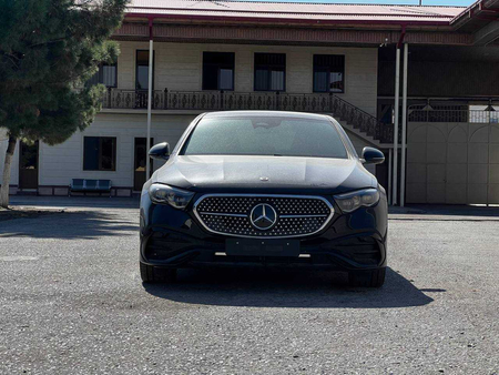 Mercedes benz E200