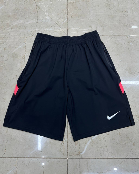 Спортивные шорты Nike и Adidas