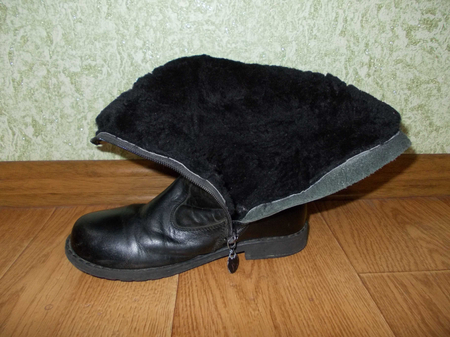 Кожаные сапоги, размер 34.