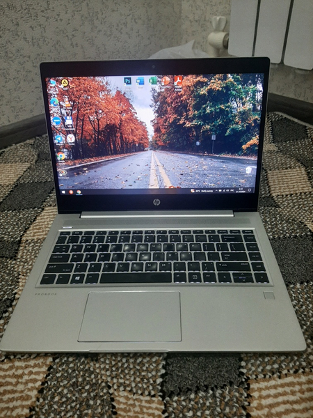 Hp Probook srochno sotiladi