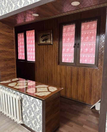 Срочно! На 20 квартале Чиланзарского района продается квартира. 2/2/4