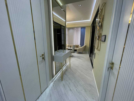 Qorasuv Plaza Карасу-1 с евроремонтом мебелью и техникой (143353)