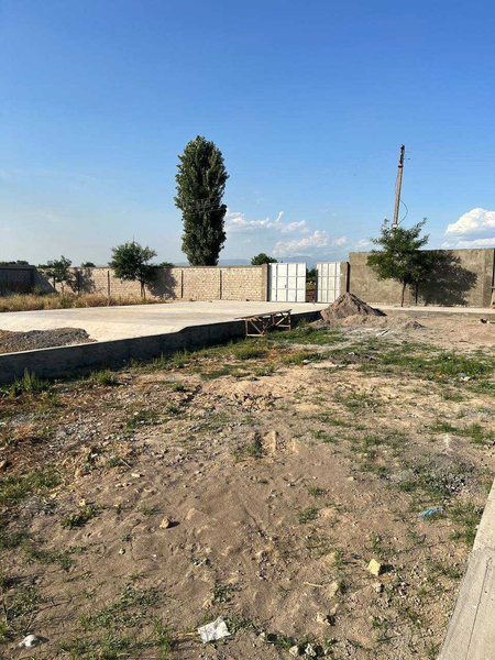 Qibrayda 70 sotih tayyor joy yer sotiladi