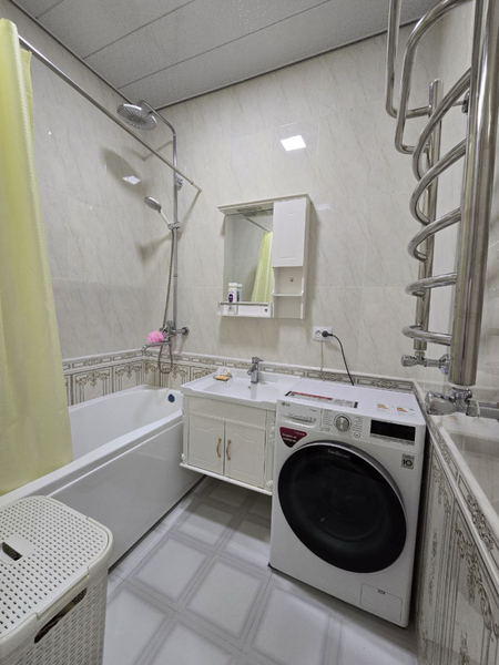 Продается 4 ком. Квартира на 3 этаже площадью 97 кв.м. По ул. Гагарина