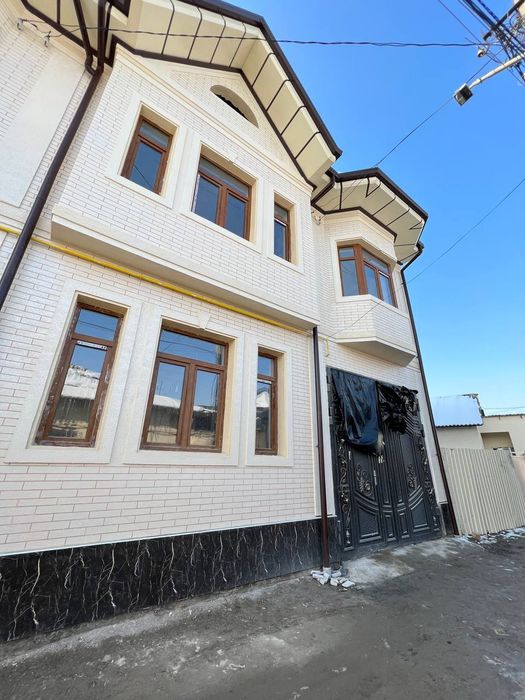 Дом новый 2 этажный Евро ремонт под ключ кирпич 180 м2 .6 ком 2 СОТКИ