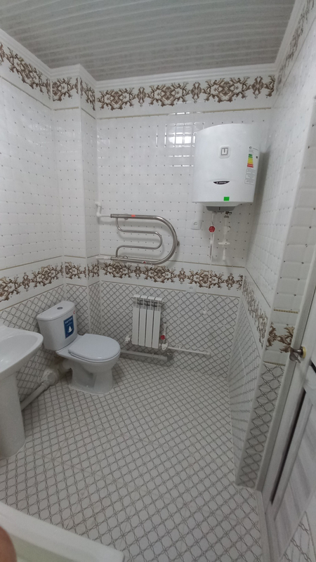 Продаётся квартира в цетнре Нукуса