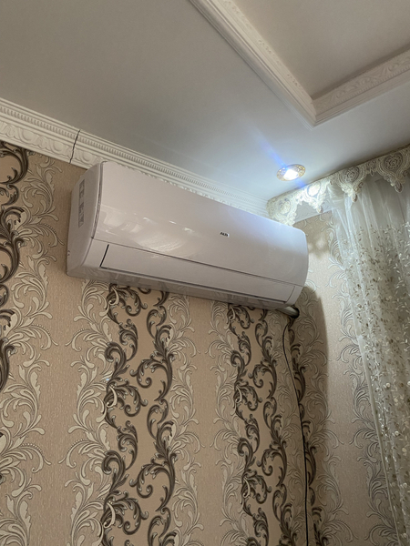 Кондиционер AUX 18