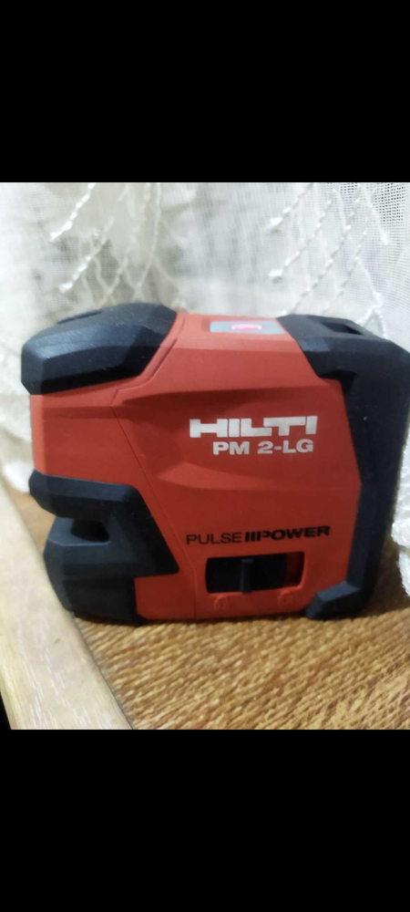 Лазерный уровень  Hilti PM2-LG.
