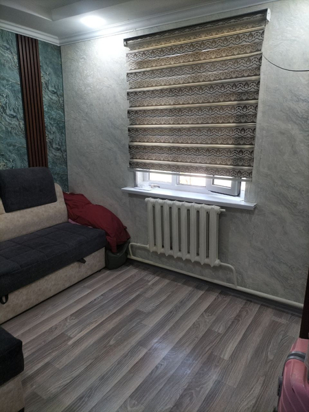 Продам квартиру 2 комнатную+ пристройка 1 комната. Своя без маклера.