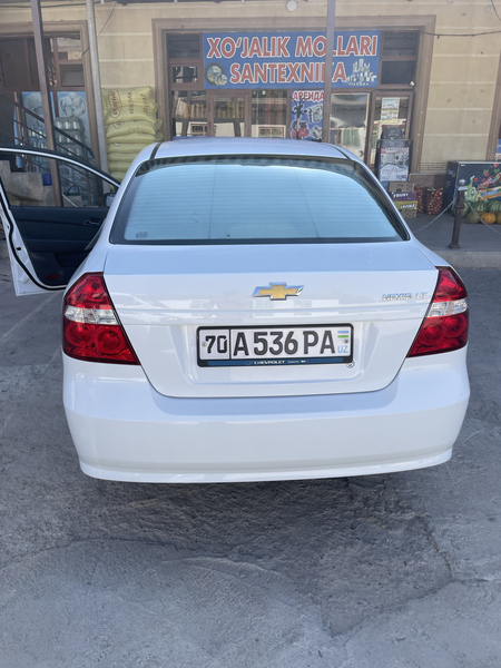 nexia 3 sotiladi