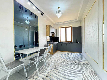 Сдается в аренду 2х комн. квартира Олтин Самарканд 400$!