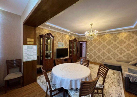 Дархан 4/3/9 не торец 100м2 2 с/у с балконом