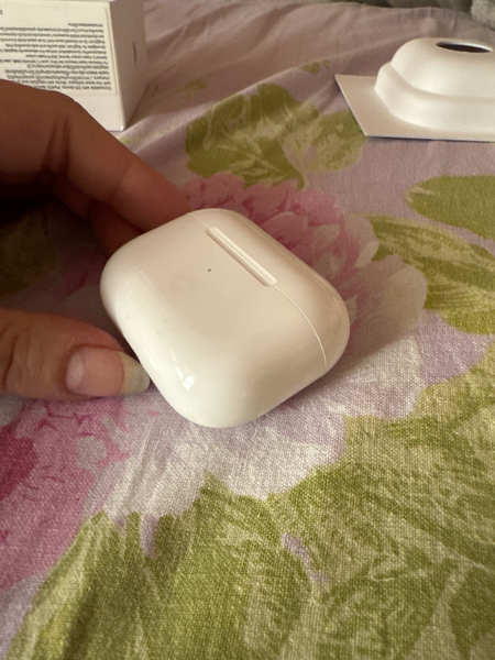 Продам AirPods pro original