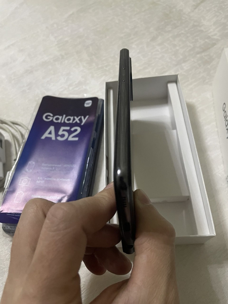 Samsung A 52 surochno