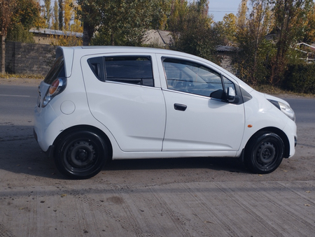 Spark birinchi pazitsa gaz bor
