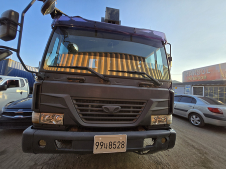 Автовышка 45 метр жинвуу 2011-12 sotiladi probegi 68000