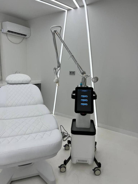 CO2 Fractional laser machine генекологический и косметологический
