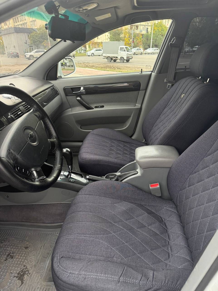 Chevrolet Jentra 1.5