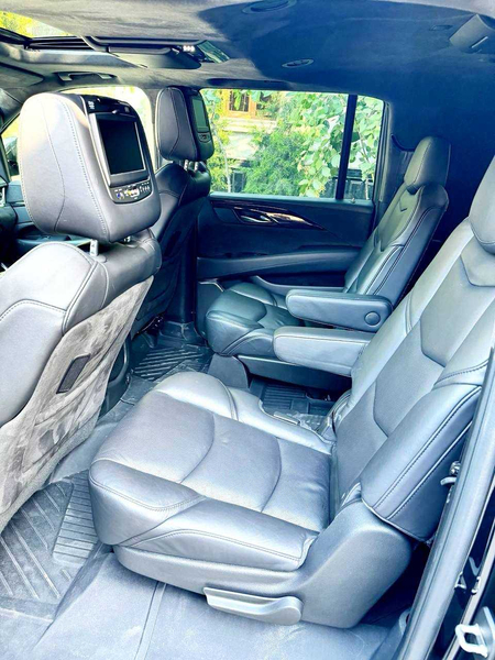 cadillac escalade sotiladi