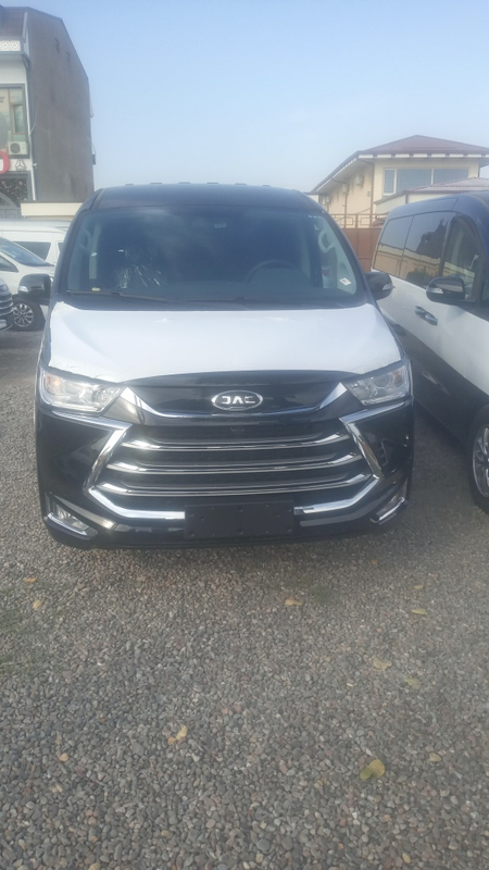 JAC M4 Avtomat full
