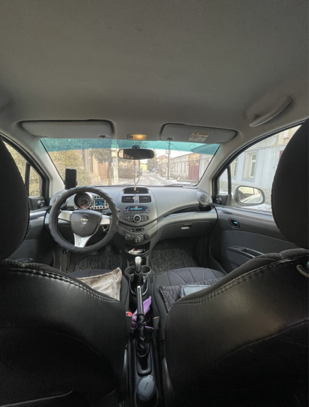 Chevrolet spark sotiladi