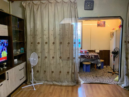Бобура  2/8/9 Балкон  1*7м² Общ пл  60м²