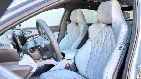 BYD Seal sport car . спортивный автомобилъ 700 km