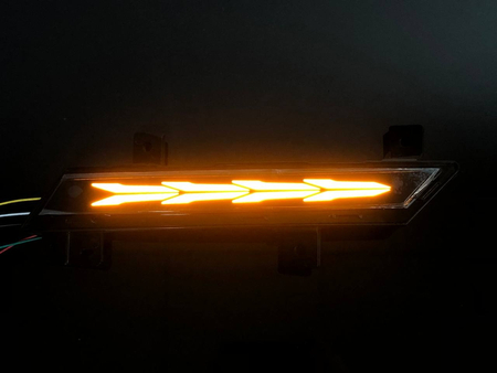 На BYD Chazor (Чазор) туманки с поворотником, передние и задние.