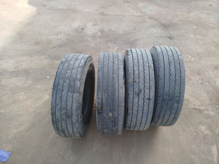 215.75 r17.5 Isuzi balon