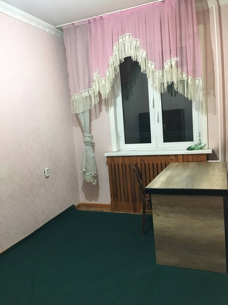 Student ishlidigan bollaga