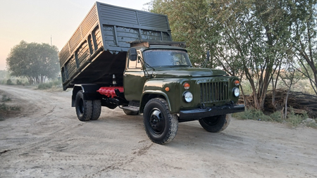 Gaz 53 samansval sotiladi