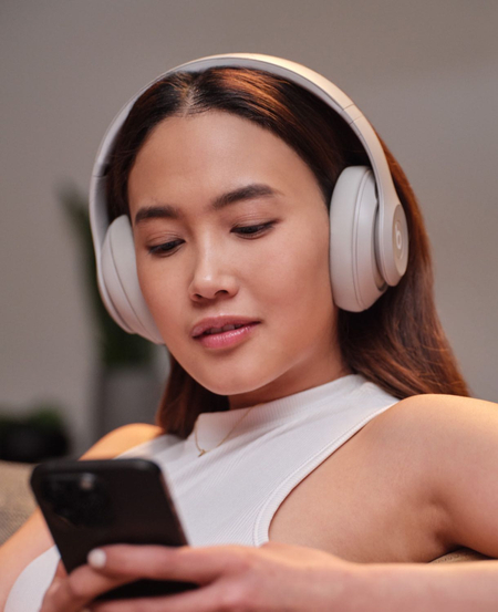 Продаю  беспроводные  наушники Beats Studio Pro (оригинал из США)