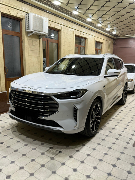 Jetour X70 plus 2023 1,6