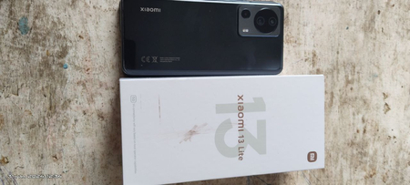 Xiaomi 13 Lite Qora 8gb ram/ 256 gb rom