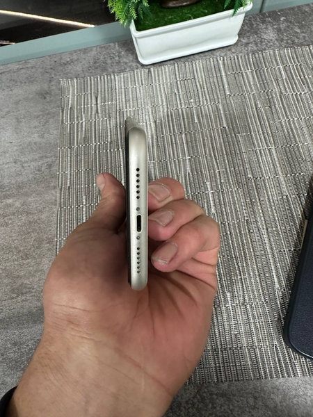 Apple 11 128gb v