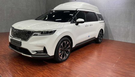 KIA Carnival Hi Limousine