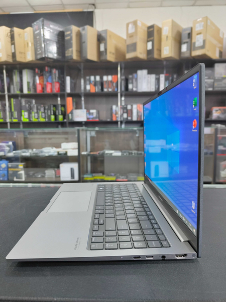 ASUS Zenbook 15 OLED (R5-7535U/16/512)