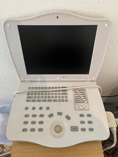 Узд Апарат LEO-3000E1