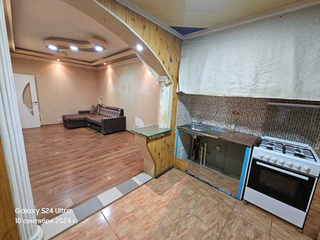 Срочно Продаю 1-2/1/4 кв на Феруза Район - Мирзо Улугбекский