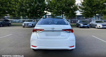 TOYOTA COROLLA aksiya narxda xarid qiling
