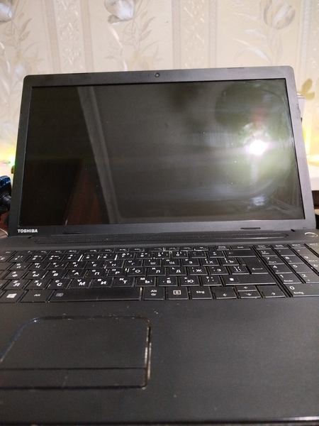TOSHIBA ноутбук Satellite