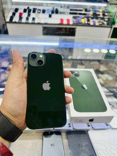 iPhone 13  128 gb green 100% yengide