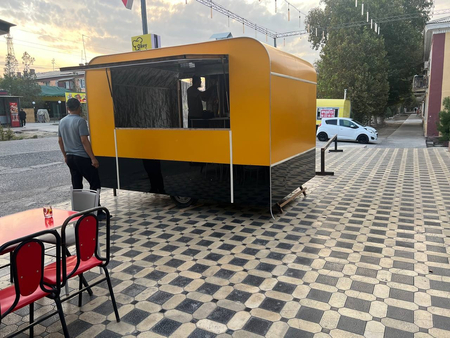 Food truk koʻchma dokon priseplar