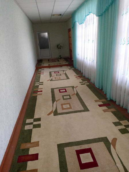 Продаётся дом в центре города (недалеко от пед. института г. Чирчик)