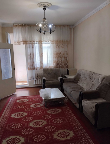 Сдам 2-комнатную кв на Максиме Горького