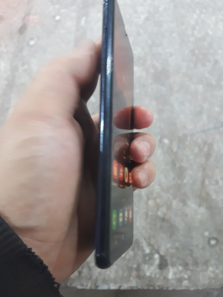 Samsung a50 sotiladi