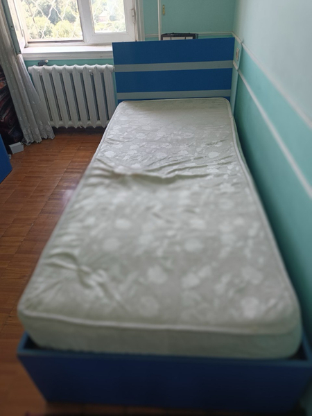 Продается кровать