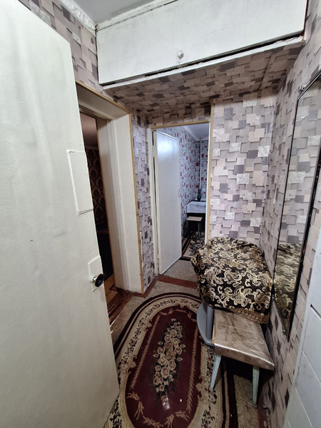 Продам квартиру , Чиланзар 2 квартал ( 1/3/4 ) Аллея Гагарина