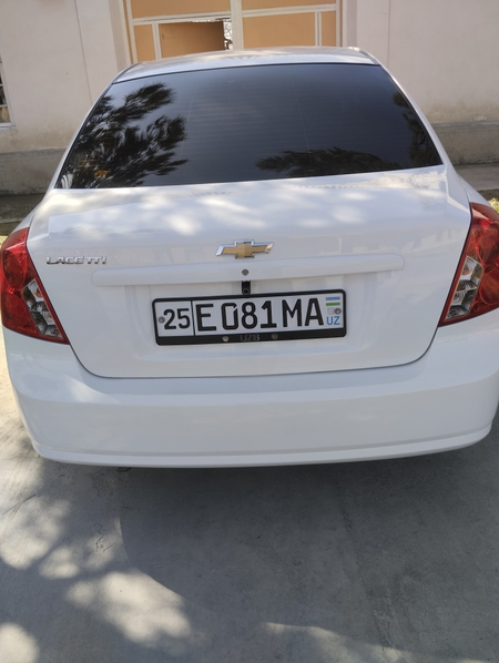 Jentra sirochniy sotiladi