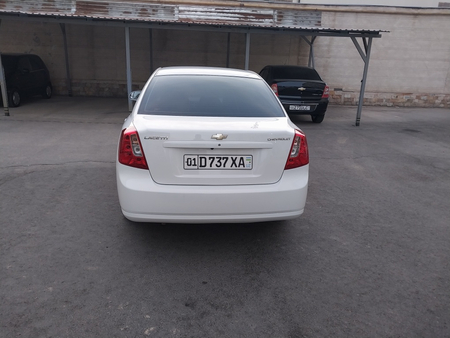 Lacetti 1.8 2011